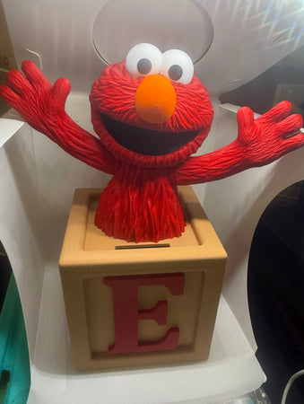 3D elmo money box – Rainbow Skye Designs